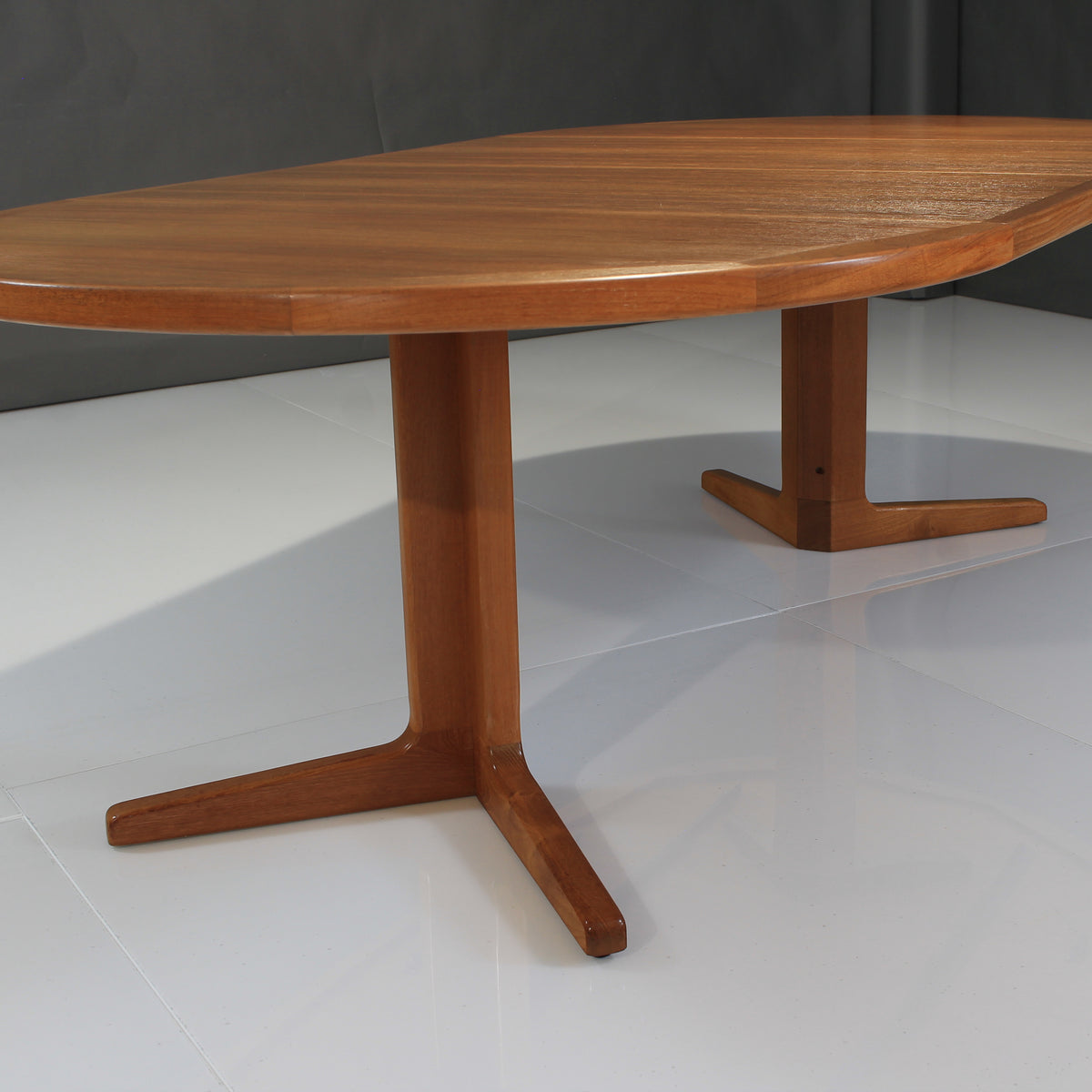 Mid Century Danish Teak Elliptical Dining Table w/ 2 Leaves